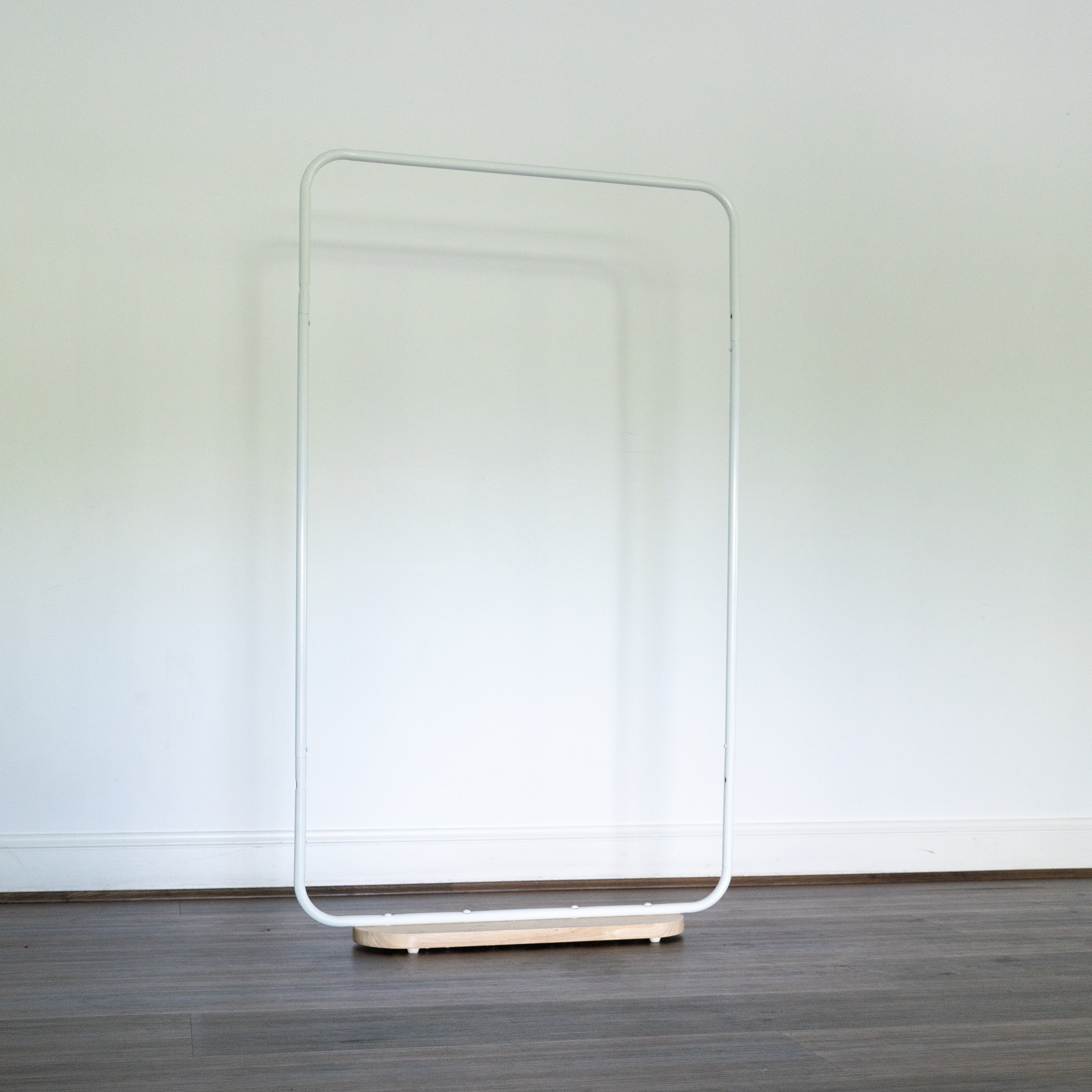 Hire Scandi White + Wood Base Frame – maeke